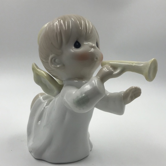 Precious Moments | Other | Vintage 991 Precious Moments Porcelain Joy ...
